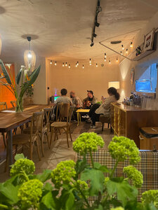 Hummus Kimchi (Saryan Street No:16с3), kafe  Erivan'dan