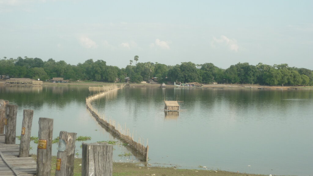 Turistik yerler U Bein Bridge, Mandalai, foto