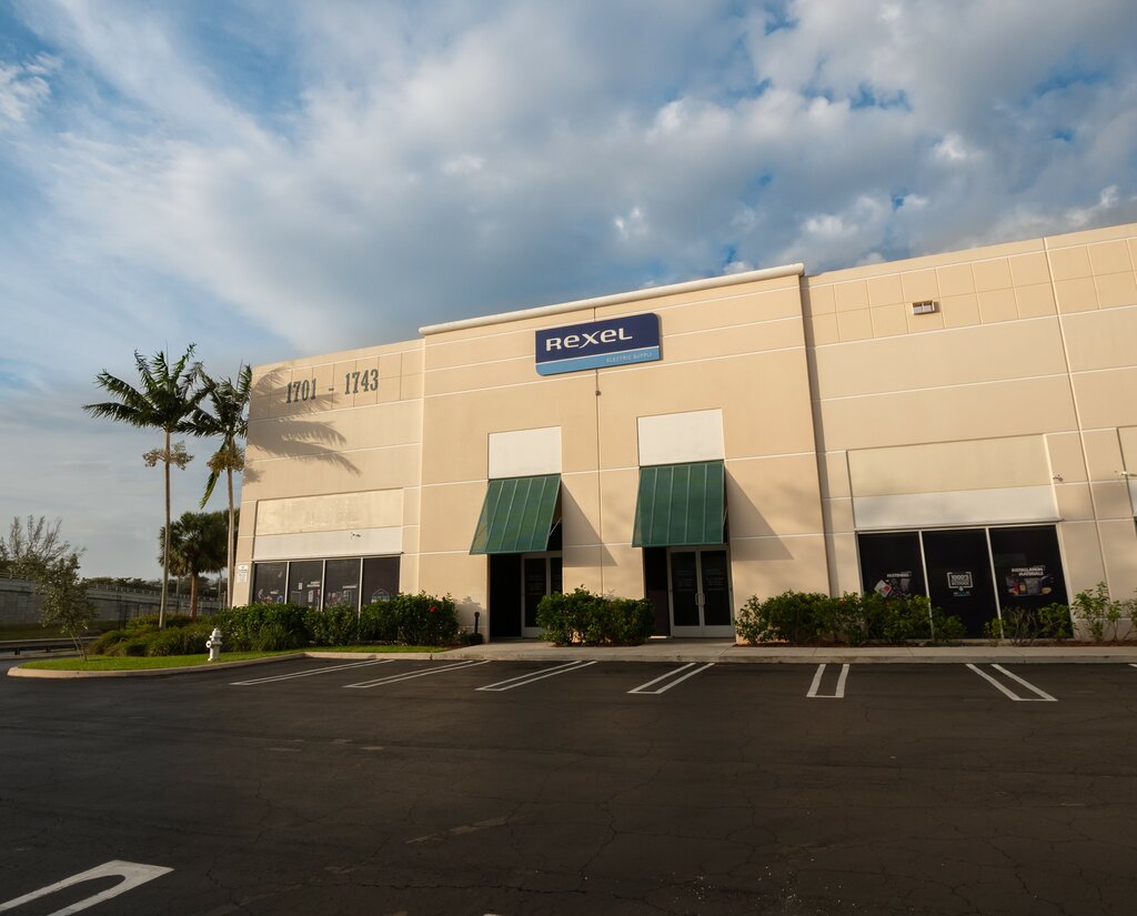 Aydınlatma teknolojileri Rexel, West Palm Beach, foto