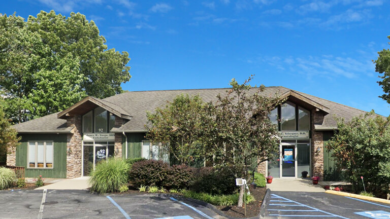 Tıp merkezleri ve klinikler Dermatology Associates & Surgical Center - Beckley, Batı Virginia Eyaleti, foto