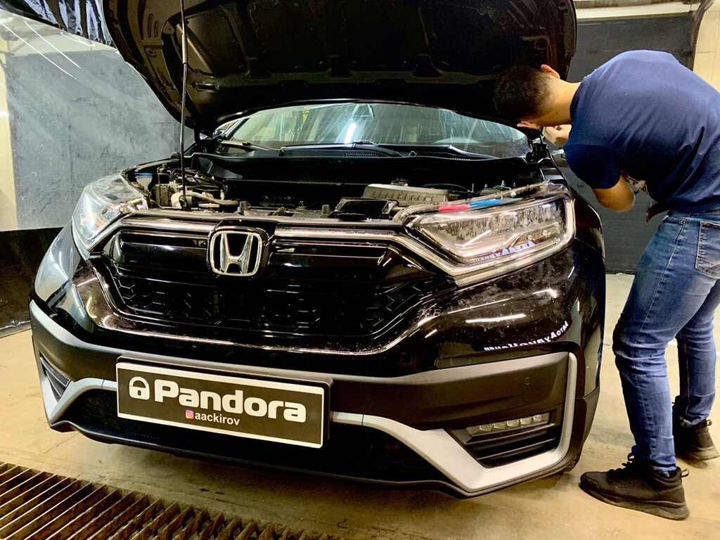 Oto alarm sistemleri Pandora, Kirov, foto