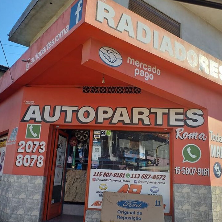 Otomobil yedek parçaları Autopartes Roma, , foto