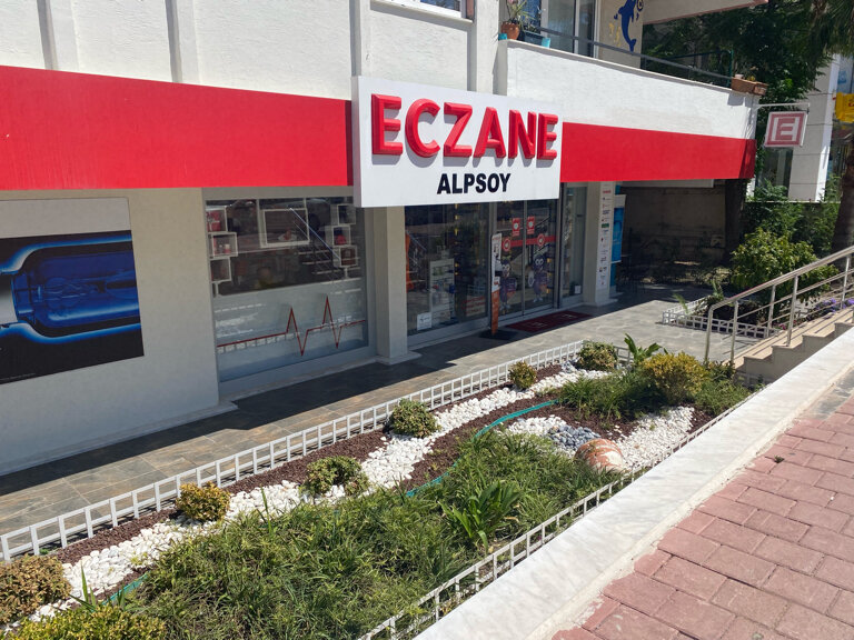 Eczaneler Alpsoy Eczanesi, Antalya, foto