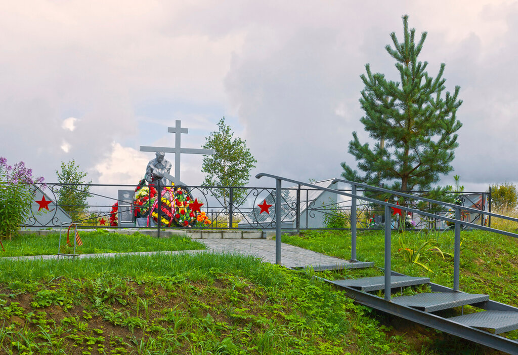 Anıt, heykel Братская могила д. Лукьяново, Tverskaya oblastı, foto