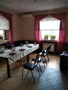 Вершина (Sovetskaya Street No:53А, derevnya Davydovo), kafe  Moskova ve Moskovskaya oblastından