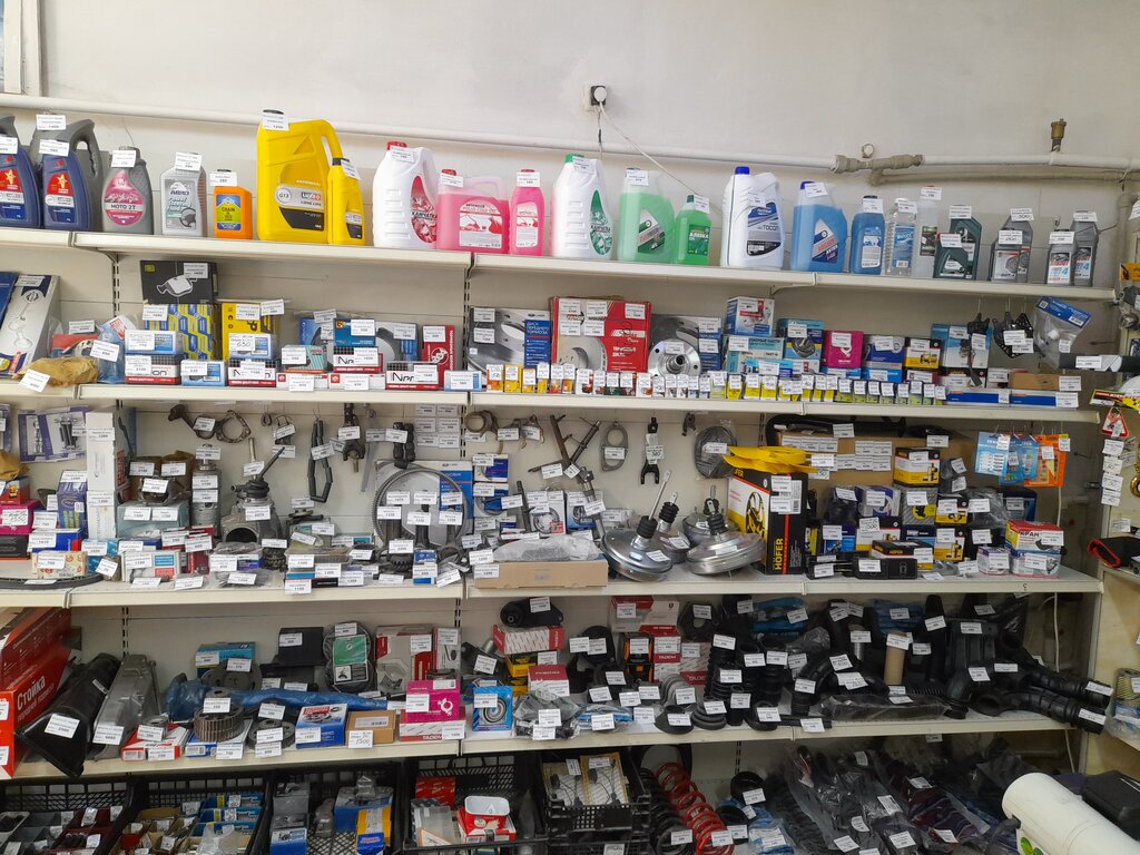 Otomobil yedek parçaları Auto Parts Store, Rostov‑na‑Donu, foto
