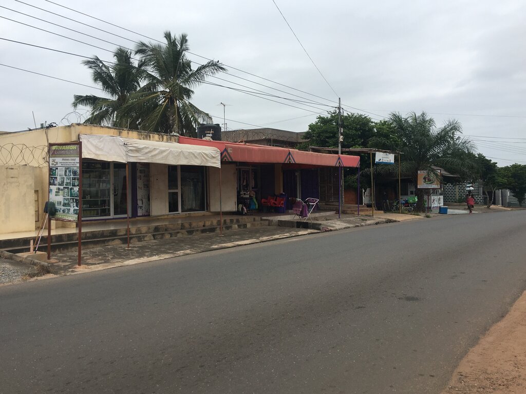 Kozmetik ve parfümeri mağazaları Bevamoah cosmetics, Dünya, foto