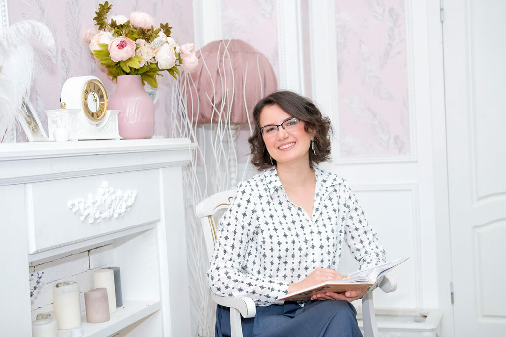 Aile danışmanlığı Psychologist, graphologist Anna Strokina, Moskova, foto