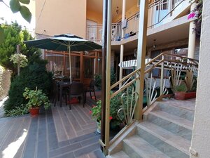 Uyut (Lenina Street No:219/8), otel  Soçi'den