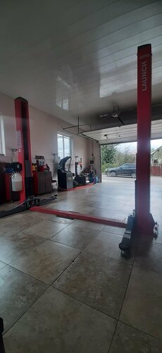 Otomobil servisi Автосервис, Tashir, foto