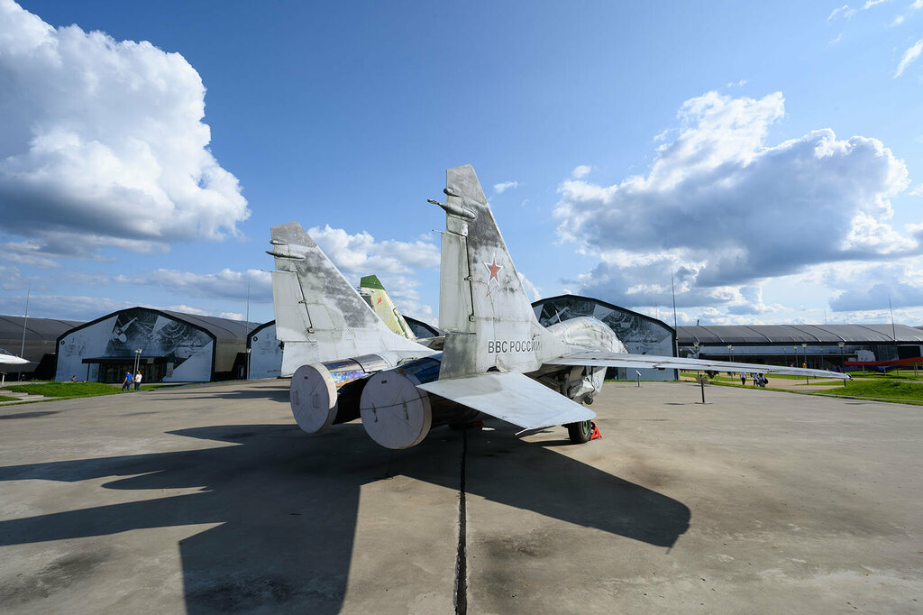Teknoloji anıtı Самолëт МиГ-29УБ, Moskova ve Moskovskaya oblastı, foto