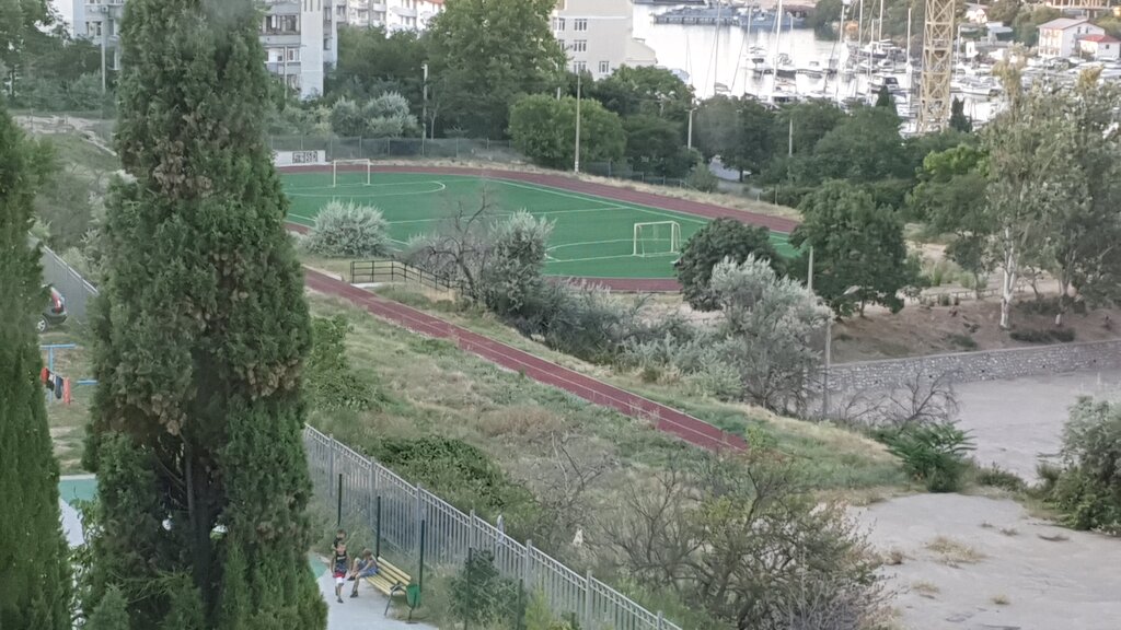 Stadyum Стадион школы № 23, Sevastopol, foto