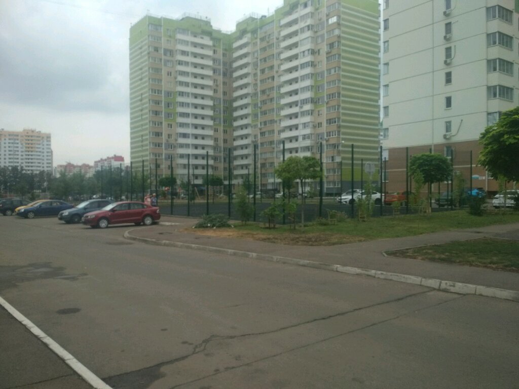 Spor alanı Спортивная площадка, Krasnodar, foto