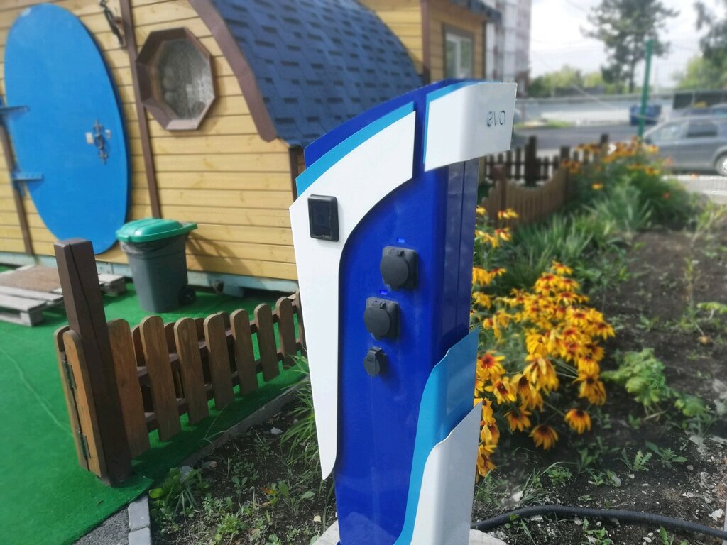 Elektrikli oto şarj istasyonları Sky group, Novosibirsk, foto
