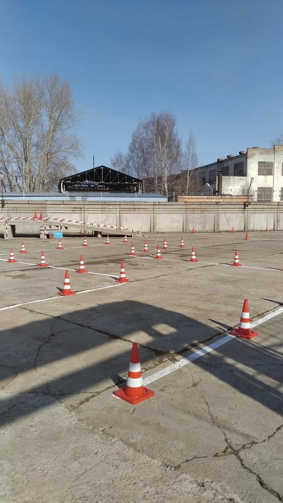 Sürücü kursları Avtonasto, Glazov, foto