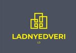 Ladnyye dveri (Karjernaja vulica No:5Е), kapılar  Brest'ten