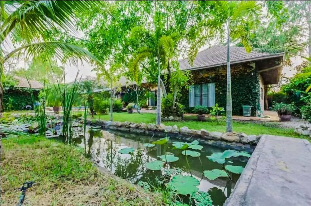 Otel Baan Orange View Point Pool Villa by Pinky, Pattaya, foto