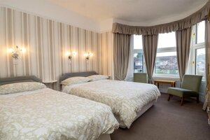 Adam Guest House (Scotland, Perth, Pitcullen Crescent), otel  Perth'ten