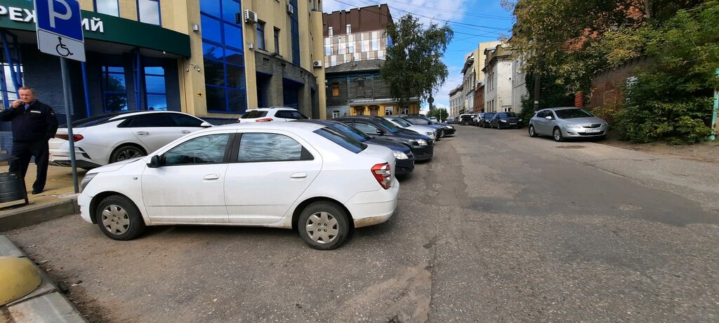 Otoparklar Автомобильная парковка, İvanovo, foto