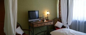 Hotel - Restaurant Feste Neustadt (Hauptstraße No:19, Bergneustadt), otel  Bergneustadt'tan