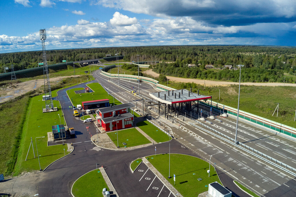 Otoban gişeleri Toll plaza 402 km M11, Novgorodskaya oblastı, foto