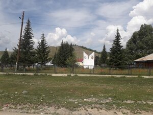 Обелиск героям-землякам, погибшим в Великой Отечественной войне (Republic of Altai, Ust-Kanskiy rayon, selo Mendur-Sokkon), anıt, heykel  Altay Cumhuriyeti'nden
