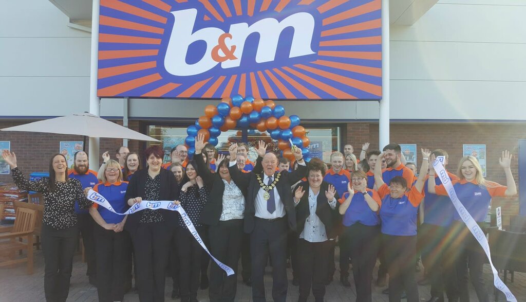 Şans oyunları B&m Store, İngiltere, foto