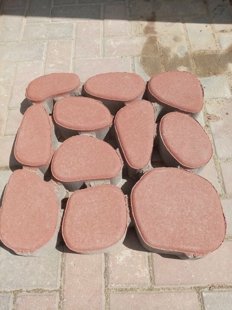 Kaldırım taşları Plitochnic, Brestskaya oblastı, foto