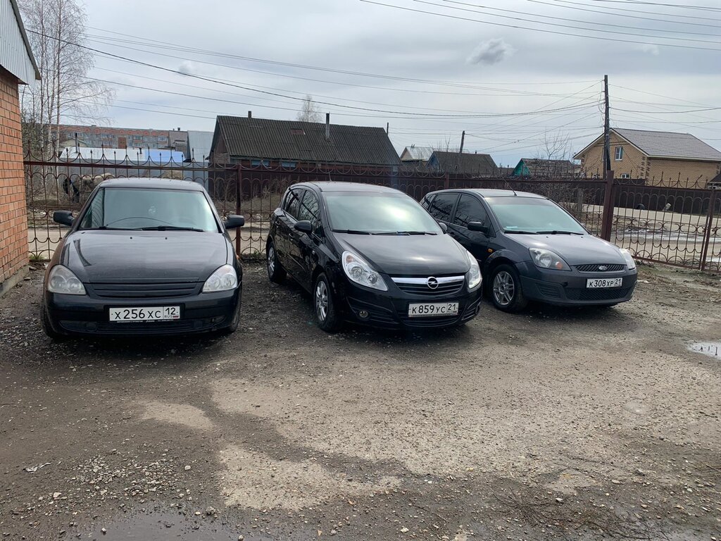 Otomobil pazarları Na polevoi, Kanash, foto