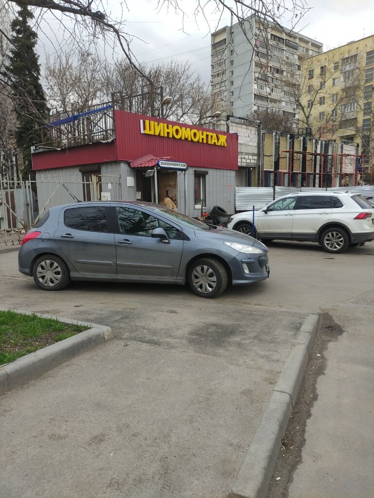 Oto lastik tamiri Varran, Moskova, foto