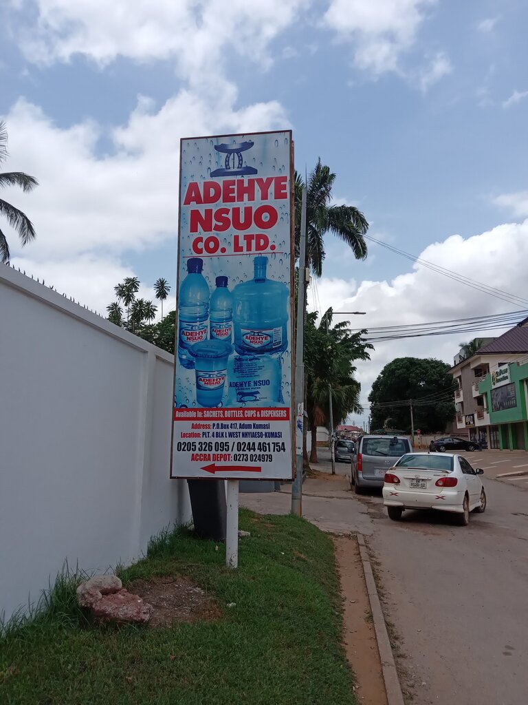 Toptancılar Adehye Nsua Company Limited, Kumasi, foto