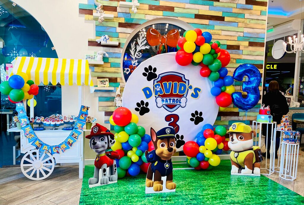 Kutlama ürünleri MilaShariki, Moskova, foto