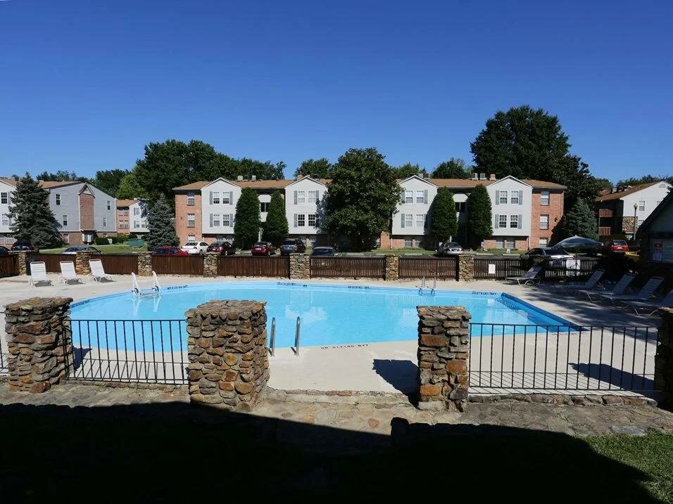Emlak ofisi Huntley Ridge Townhomes, Clarksville, foto