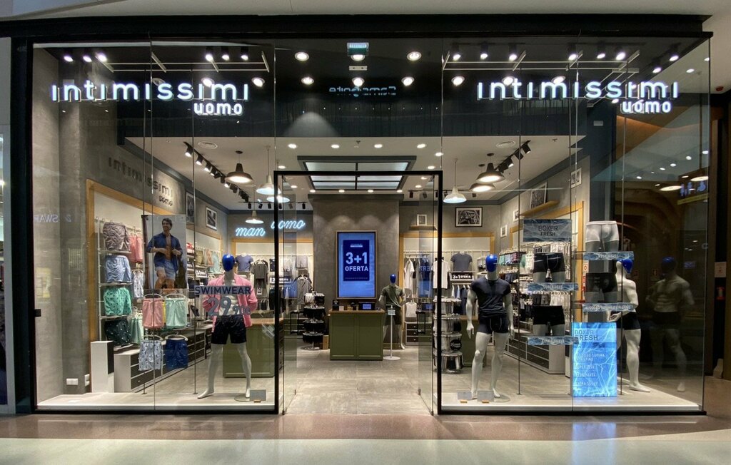 Giyim mağazası Intimissimi, Porto, foto