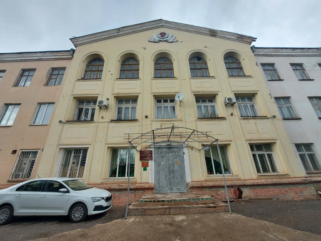 Yüksekokul Gbpou AO Astrakhansky kolledzh vychislitelnoy tekhniki Uchebny korpus № 2, Astrahan, foto