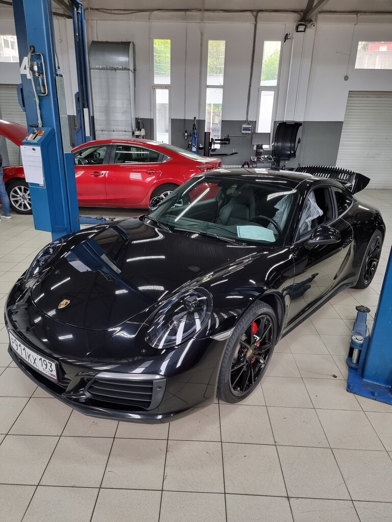 Otomobil servisi Bosch Service Gelarus, Soçi, foto