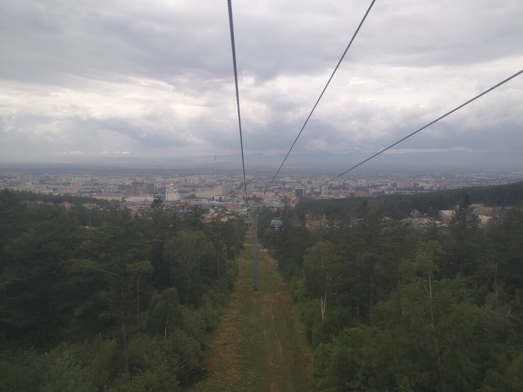 Hızlı ulaşım istasyonu High-speed urban transport station, Sakhalinsk, foto