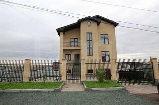 Yapı mağazası Krepost, Sverdlovskaya oblastı, foto