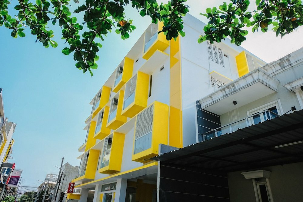 Otel Spot On 1716 Lada Family Residence Syariah, Malang, foto