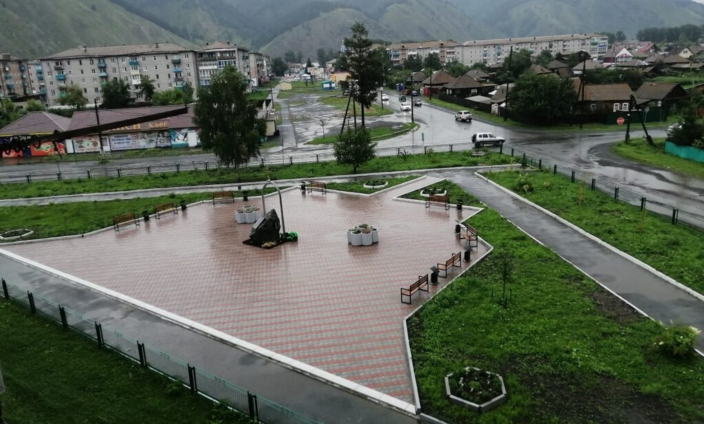 Anıt, heykel Погибшим горнякам, Abaza, foto