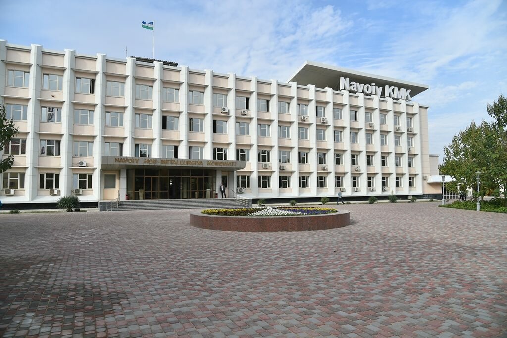 Madencilik işletmeleri Navoiy kon-metallurgiya kombinati aksiyadorlik jamiyati, Nevai, foto