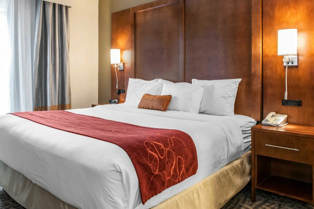 Otel Comfort Suites, İndiana Eyaleti, foto