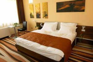 Paradiso SPA - Wellness Hotel (Brežice), otel  Brežice'den