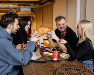 Стейк & Бургер Мираторг (Moscow Region, Chekhov City District, M-2 Krym, 55-y kilometr, 2), kafe  Moskova ve Moskovskaya oblastından