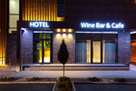 DavidRobertSons Wine Bar & Cafe (Garazhnaya ulitsa No:106), kafe  Krasnodar'dan