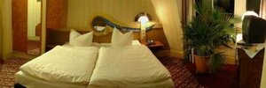 Zum grünen Turm (Brandenburg, Oberhavel, Hohen Neuendorf, Triftstraße), otel  Hohen Neuendorf'tan