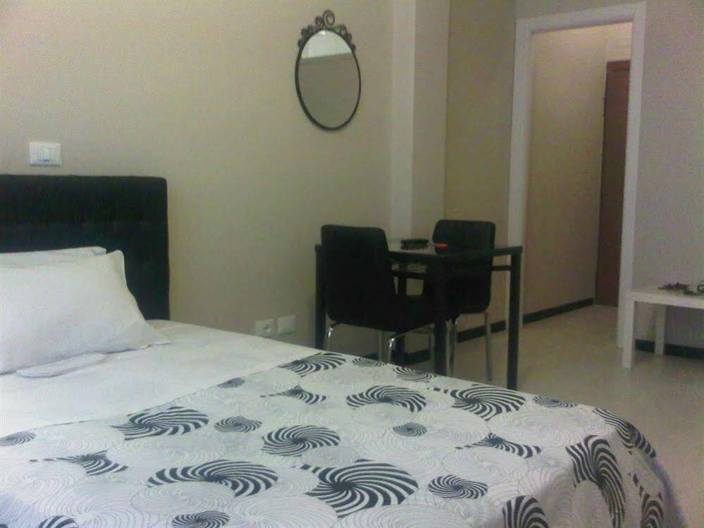Otel Residence House Aramis Down Town, Milano, foto