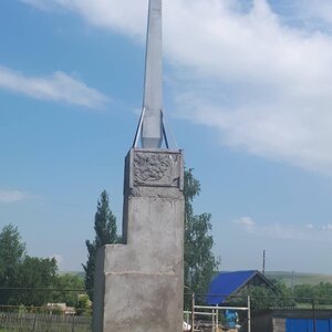 Погибшим воинам (Samara Region, 36N-173), anıt, heykel  Samarskaya oblastından