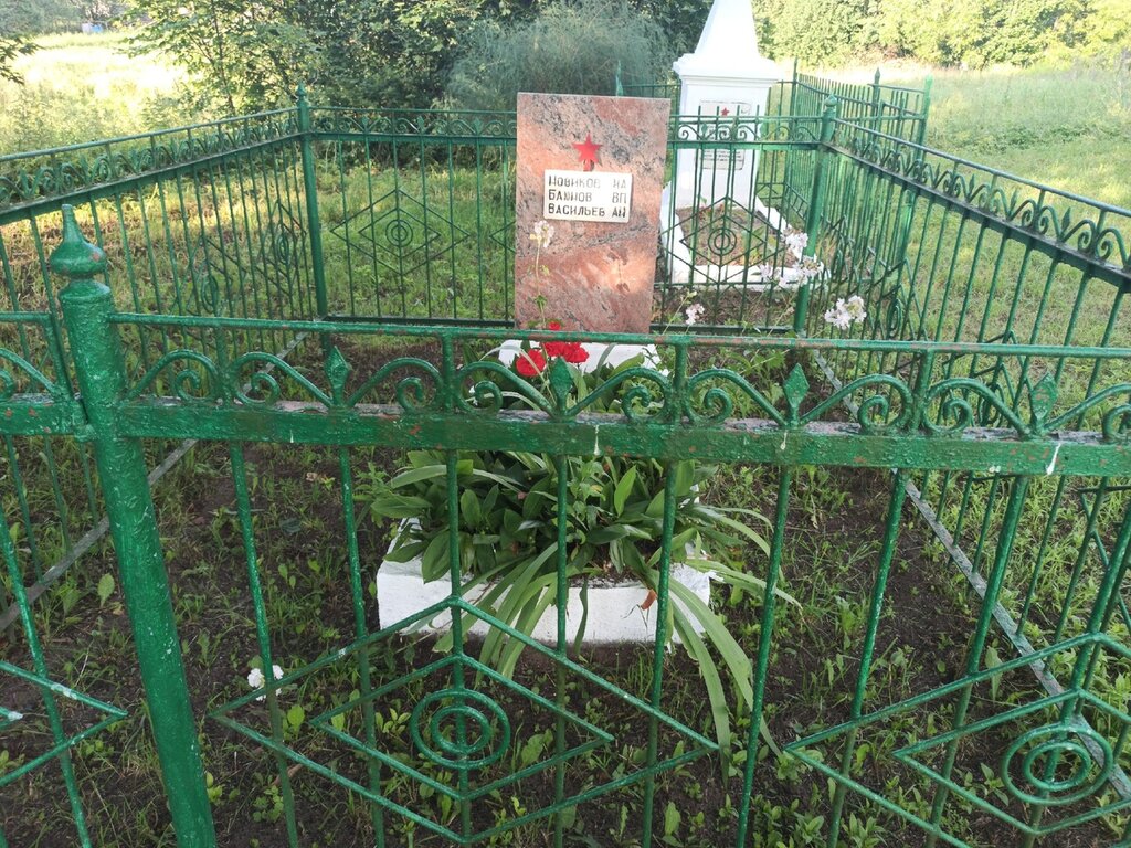 Anıt, heykel Погибшим бойцам, Pskovskaya oblastı, foto