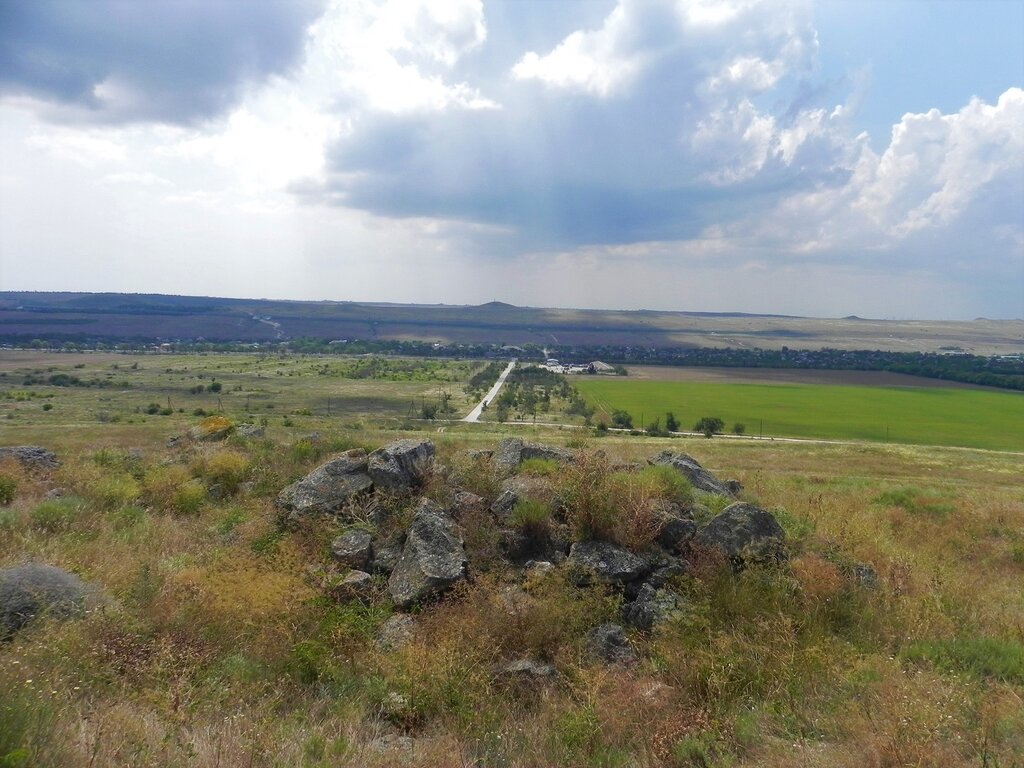 Turistik yerler Курган Кара-Оба, конец II века до н.э., Kırım Cumhuriyeti, foto